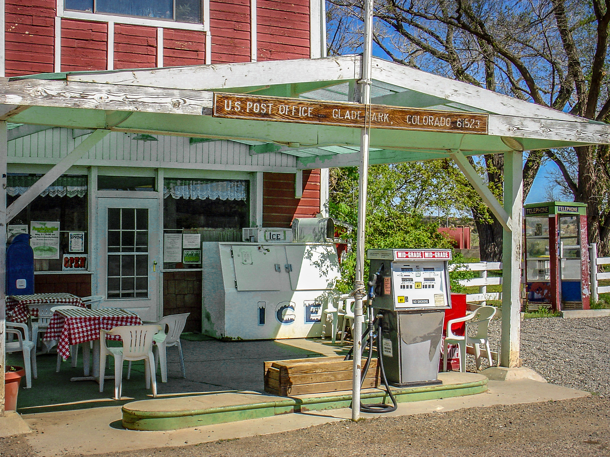 Full Service Gas Stations Along the Back Roads | DrivingBackRoads ...
