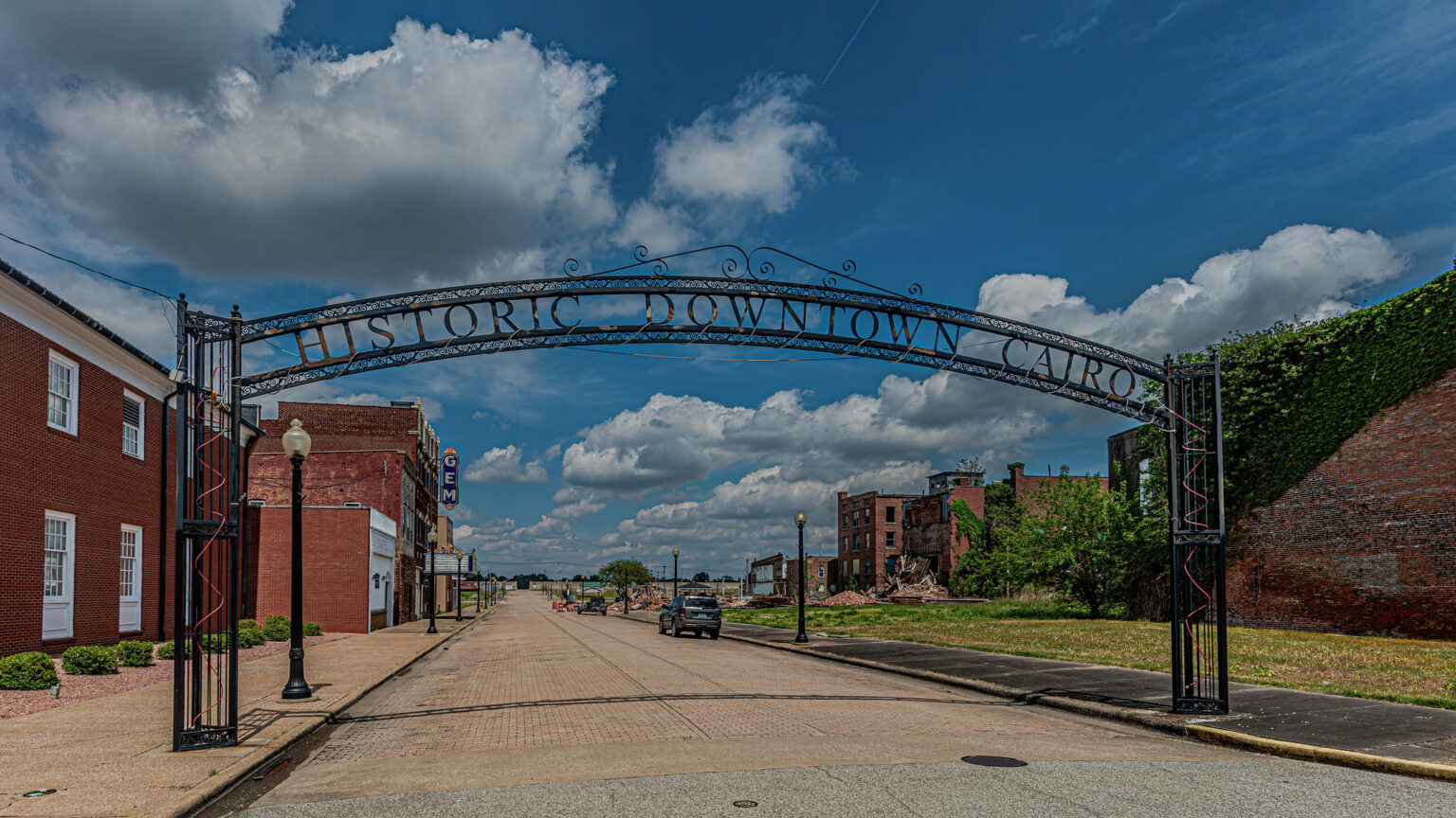 DrivingBackRoads.com